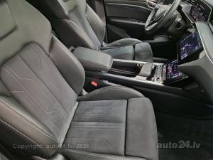 Melns Audi Q8 e-tron 2023 Hāpsalu, ar dzinēja tilpumu 0.00 L un nobraukumu 104 tūkst. km par 43900 €, foto 12 vietnē AUTOMOTO.COM.LV