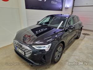 Melns Audi Q8 e-tron 2023 Hāpsalu, ar dzinēja tilpumu 0.00 L un nobraukumu 104 tūkst. km par 43900 €, foto 29 vietnē AUTOMOTO.COM.LV
