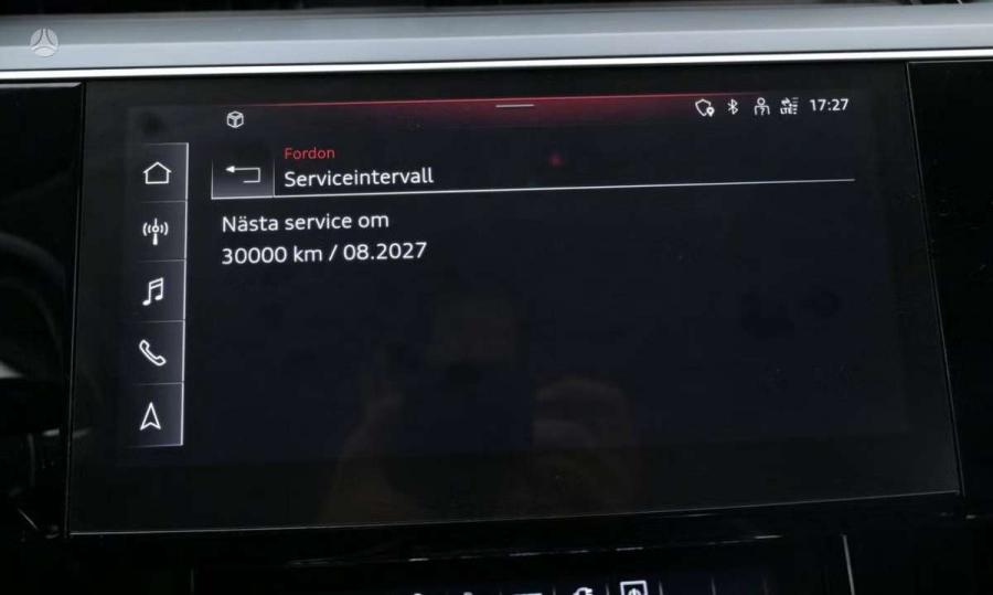 Black Audi Q8 e-tron 2023 in Vilnius, with an engine capacity of 0.00 L and mileage of 81 thousand km for 42700 €, photo 20 on AUTOMOTO.COM.LV