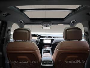 Melns Audi Q8 e-tron 2023 Tallina, ar dzinēja tilpumu 0.00 L un nobraukumu 42 tūkst. km par 54990 €, foto 14 vietnē AUTOMOTO.COM.LV
