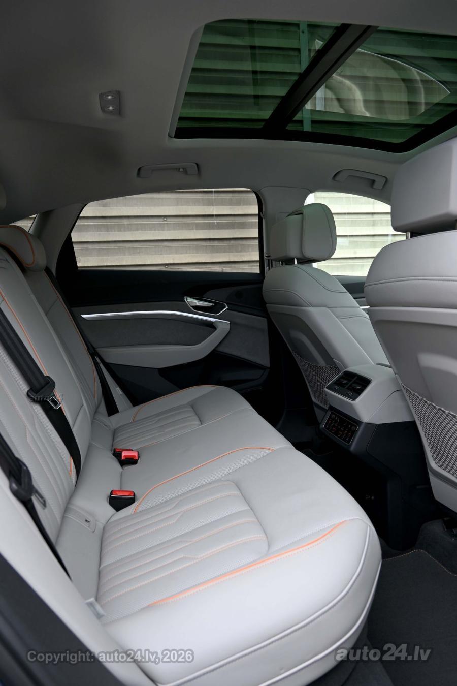Audi Q8 e-tron 2023 in Tallinn, with an engine capacity of 0.00 L and mileage of 67 thousand km for 51990 €, photo 11 on AUTOMOTO.COM.LV