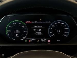 Серый Ауди Q8 e-tron 2023 в Каунас, объемом двигателя 0.00 л и пробегом 17 тыс. км за 37990 €, фото 26 на AUTOMOTO.COM.LV