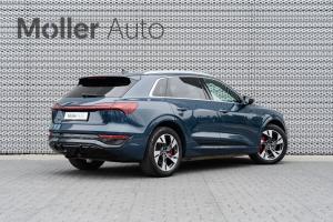 Grey Audi Q8 e-tron 2023 in Marupe, with an engine capacity of 0.00 L and mileage of 65 thousand km for 46600 €, photo 5 on AUTOMOTO.COM.LV