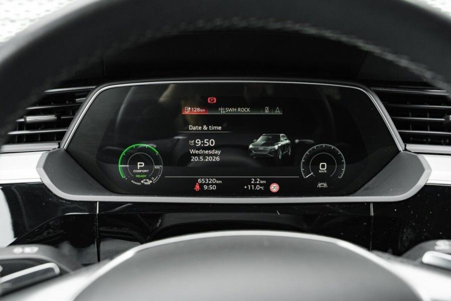 Grey Audi Q8 e-tron 2023 in Marupe, with an engine capacity of 0.00 L and mileage of 65 thousand km for 46600 €, photo 15 on AUTOMOTO.COM.LV