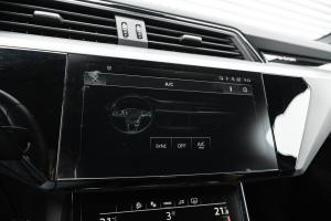 Grey Audi Q8 e-tron 2023 in Marupe, with an engine capacity of 0.00 L and mileage of 65 thousand km for 46600 €, photo 19 on AUTOMOTO.COM.LV