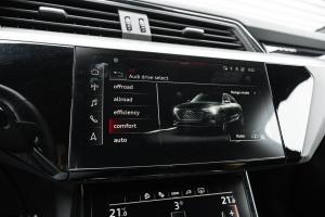 Grey Audi Q8 e-tron 2023 in Marupe, with an engine capacity of 0.00 L and mileage of 65 thousand km for 46600 €, photo 21 on AUTOMOTO.COM.LV