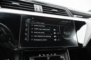 Grey Audi Q8 e-tron 2023 in Marupe, with an engine capacity of 0.00 L and mileage of 65 thousand km for 46600 €, photo 22 on AUTOMOTO.COM.LV