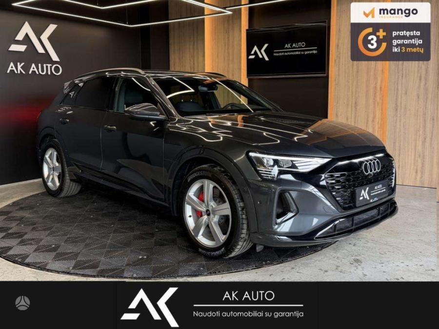 Grey Audi Q8 e-tron 2023 in Kaunas, with an engine capacity of 0.00 L and mileage of 17 thousand km for 37990 €, photo 1 on AUTOMOTO.COM.LV