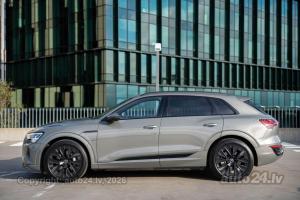 Pelēks Audi Q8 e-tron 2024 Tallina, ar dzinēja tilpumu 0.00 L un nobraukumu 45 tūkst. km par 70000 €, foto 4 vietnē AUTOMOTO.COM.LV