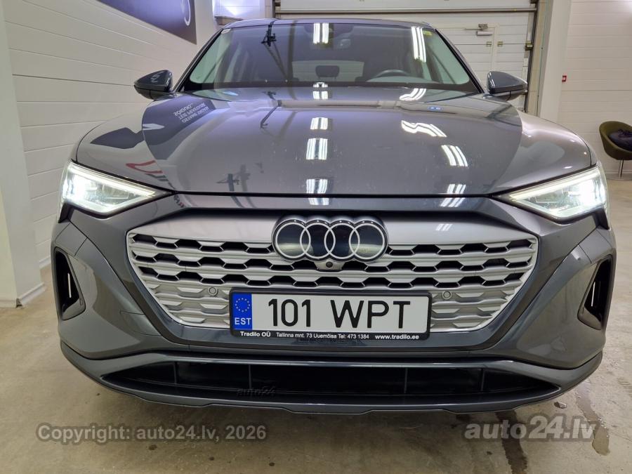 Grey Audi Q8 e-tron 2023 in Haapsalu, with an engine capacity of 0.00 L and mileage of 124 thousand km for 45000 €, photo 10 on AUTOMOTO.COM.LV