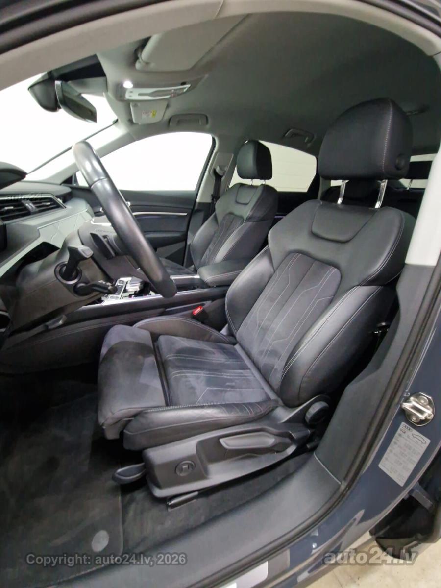 Grey Audi Q8 e-tron 2023 in Haapsalu, with an engine capacity of 0.00 L and mileage of 124 thousand km for 45000 €, photo 16 on AUTOMOTO.COM.LV