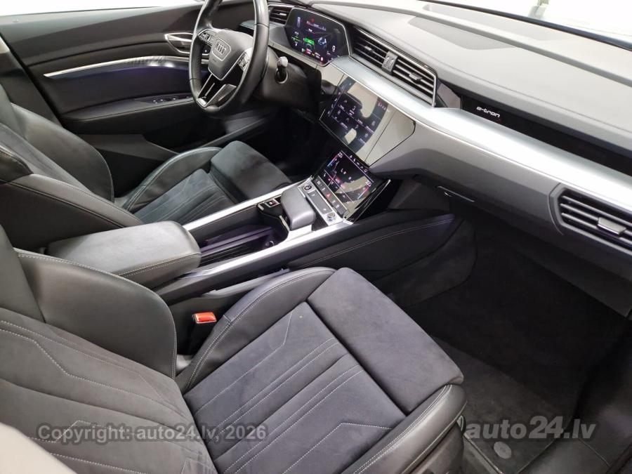 Grey Audi Q8 e-tron 2023 in Haapsalu, with an engine capacity of 0.00 L and mileage of 124 thousand km for 45000 €, photo 17 on AUTOMOTO.COM.LV