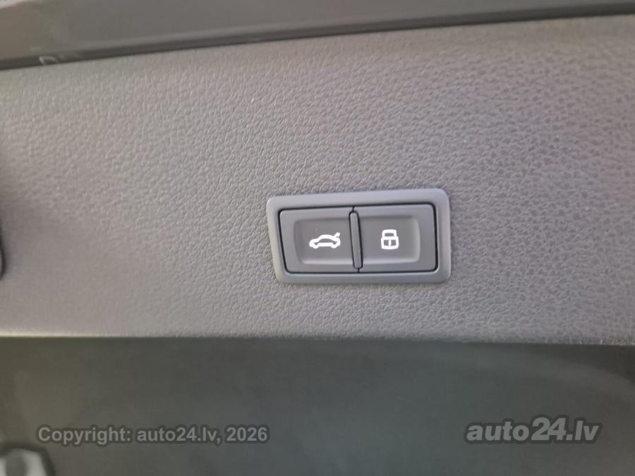 Grey Audi Q8 e-tron 2023 in Haapsalu, with an engine capacity of 0.00 L and mileage of 124 thousand km for 45000 €, photo 25 on AUTOMOTO.COM.LV