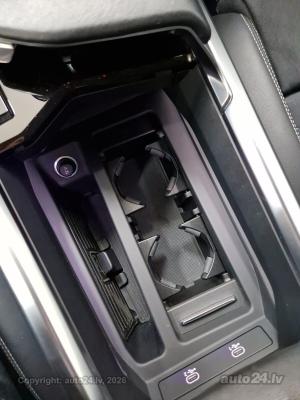 Grey Audi Q8 e-tron 2023 in Haapsalu, with an engine capacity of 0.00 L and mileage of 124 thousand km for 45000 €, photo 29 on AUTOMOTO.COM.LV