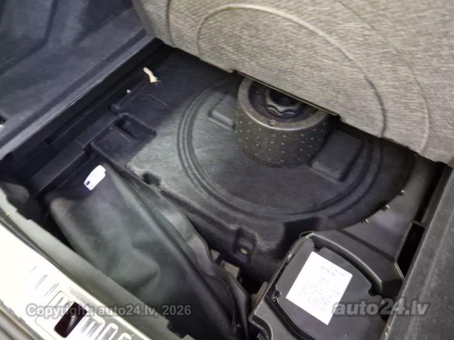 Grey Audi Q8 e-tron 2023 in Haapsalu, with an engine capacity of 0.00 L and mileage of 124 thousand km for 45000 €, photo 31 on AUTOMOTO.COM.LV