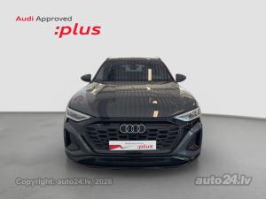 Серый Ауди Q8 e-tron 2023 в Таллин, объемом двигателя 0.00 л и пробегом 74 тыс. км за 52900 €, фото 3 на AUTOMOTO.COM.LV