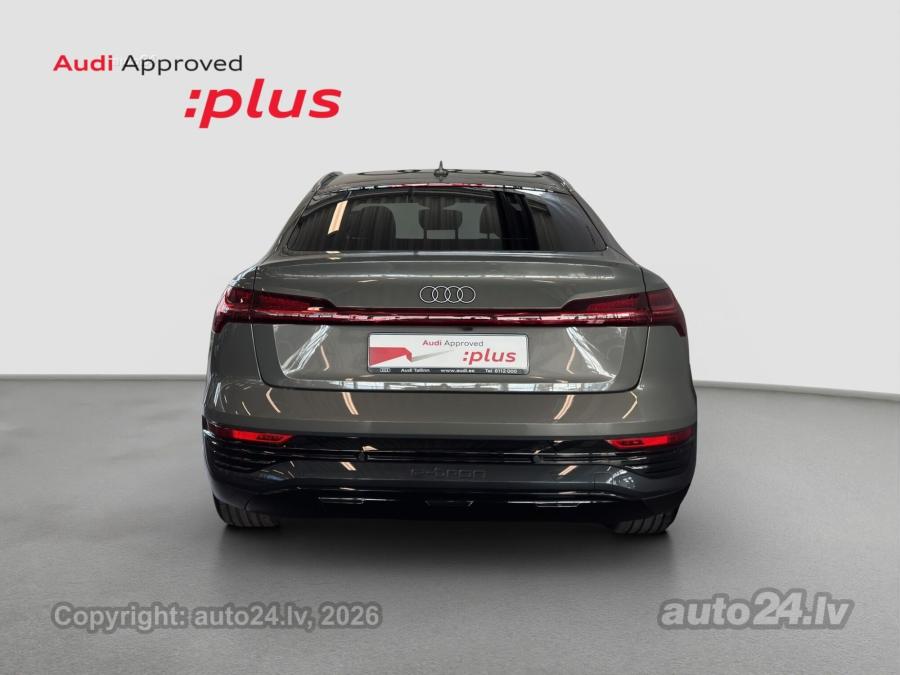 Grey Audi Q8 e-tron 2024 in Tallinn, with an engine capacity of 0.00 L and mileage of 8 thousand km for 59900 €, photo 6 on AUTOMOTO.COM.LV