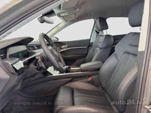 Grey Audi Q8 e-tron 2024 in Tallinn, with an engine capacity of 0.00 L and mileage of 8 thousand km for 59900 €, photo 7 on AUTOMOTO.COM.LV