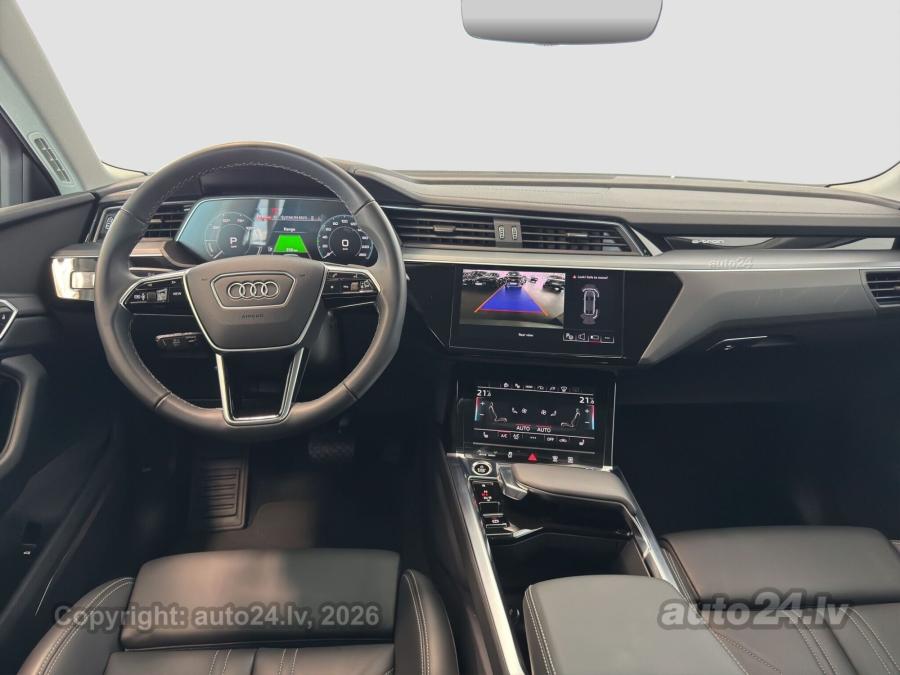 Grey Audi Q8 e-tron 2024 in Tallinn, with an engine capacity of 0.00 L and mileage of 8 thousand km for 59900 €, photo 10 on AUTOMOTO.COM.LV
