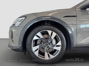 Grey Audi Q8 e-tron 2024 in Tallinn, with an engine capacity of 0.00 L and mileage of 8 thousand km for 59900 €, photo 11 on AUTOMOTO.COM.LV