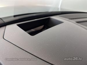 Grey Audi Q8 e-tron 2024 in Tallinn, with an engine capacity of 0.00 L and mileage of 8 thousand km for 59900 €, photo 12 on AUTOMOTO.COM.LV