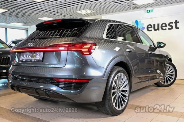 Ауди Q8 e-tron 2023 в Таллин на AUTOMOTO.COM.LV Серый Ауди Q8 e-tron 2023 в Таллин, объемом двигателя 0.00 л и пробегом 70 тыс. км за 51990 €, фото 5 на AUTOMOTO.COM.LV