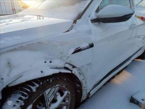 White Audi Q8 e-tron 2023 in Vilnius, with an engine capacity of 0.00 L and mileage of 77 thousand km for 26200 €, photo 8 on AUTOMOTO.COM.LV