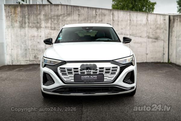 Белый Ауди Q8 e-tron 2023 в Тарту, объемом двигателя 0.00 л и пробегом 70 тыс. км за 49900 €, фото 5 на AUTOMOTO.COM.LV