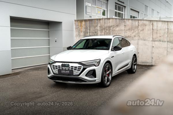 Balts Audi Q8 e-tron 2023 Tartu, ar dzinēja tilpumu 0.00 L un nobraukumu 70 tūkst. km par 49900 €, foto 10 vietnē AUTOMOTO.COM.LV