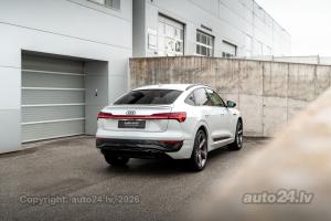 Balts Audi Q8 e-tron 2023 Tartu, ar dzinēja tilpumu 0.00 L un nobraukumu 70 tūkst. km par 49900 €, foto 12 vietnē AUTOMOTO.COM.LV