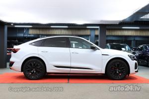 Белый Ауди Q8 e-tron 2023 в Таллин, объемом двигателя 0.00 л и пробегом 49 тыс. км за 53995 €, фото 3 на AUTOMOTO.COM.LV