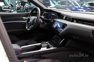 Белый Ауди Q8 e-tron 2023 в Таллин, объемом двигателя 0.00 л и пробегом 49 тыс. км за 53995 €, фото 8 на AUTOMOTO.COM.LV