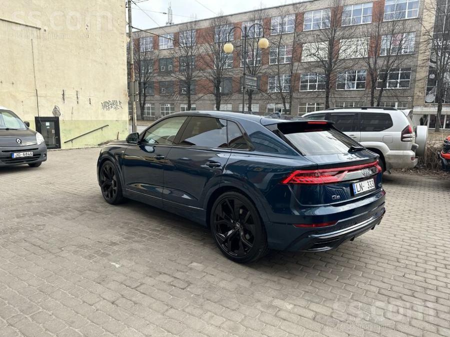 Zaļš Audi Q8 2018 Rīga, ar dzinēja tilpumu 3.00 L un nobraukumu 152 tūkst. km par 51200 €, foto 4 vietnē AUTOMOTO.COM.LV