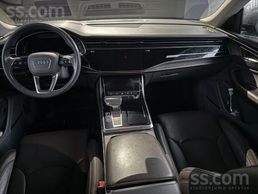 Zaļš Audi Q8 2018 Rīga, ar dzinēja tilpumu 3.00 L un nobraukumu 152 tūkst. km par 51200 €, foto 5 vietnē AUTOMOTO.COM.LV