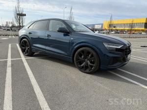 Green Audi Q8 2018 in Riga, with an engine capacity of 3.00 L and mileage of 163 thousand km for 39300 €, photo 3 on AUTOMOTO.COM.LV