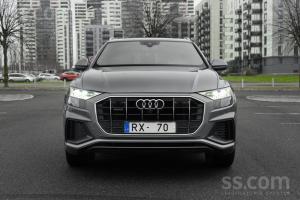 Grey Audi Q8 2018 in Riga, with an engine capacity of 3.00 L and mileage of 170 thousand km for 46900 €, photo 2 on AUTOMOTO.COM.LV