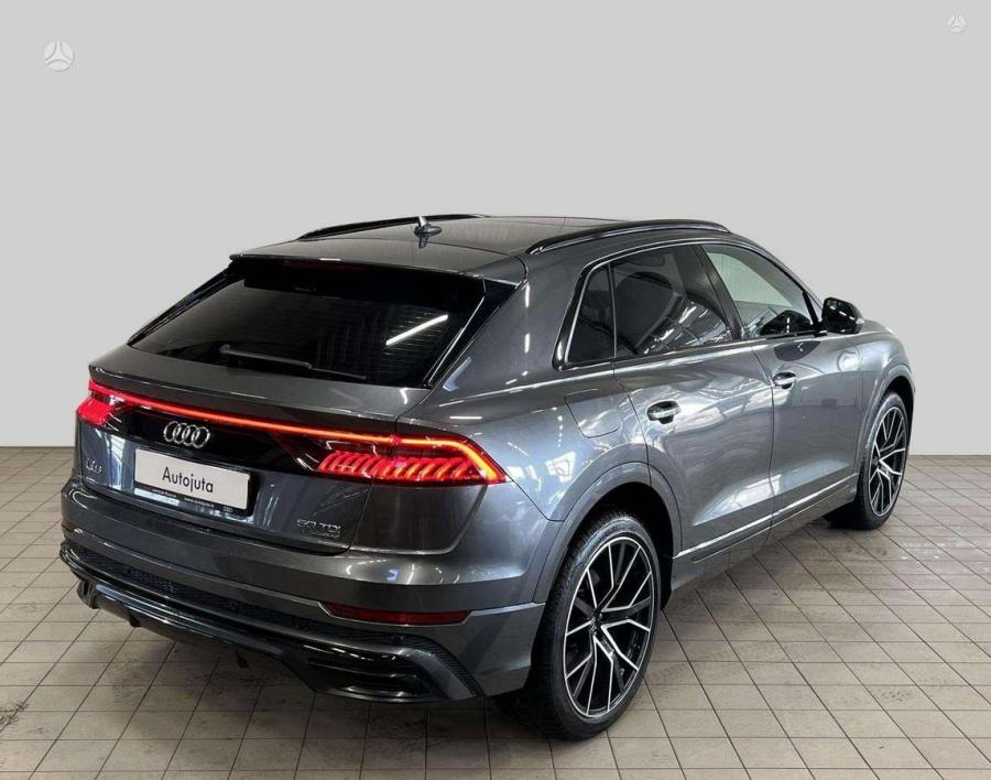 Pelēks Audi Q8 2018 Kauņa, ar dzinēja tilpumu 2.97 L un nobraukumu 151 tūkst. km par 37900 €, foto 5 vietnē AUTOMOTO.COM.LV