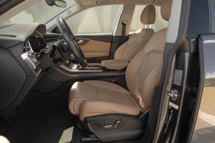 Pelēks Audi Q8 2018 Viļņa, ar dzinēja tilpumu 3.00 L un nobraukumu 197 tūkst. km par 42000 €, foto 9 vietnē AUTOMOTO.COM.LV