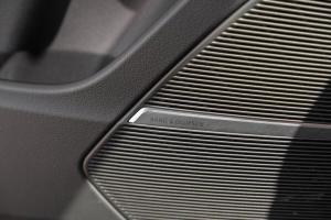 Pelēks Audi Q8 2018 Viļņa, ar dzinēja tilpumu 3.00 L un nobraukumu 197 tūkst. km par 42000 €, foto 24 vietnē AUTOMOTO.COM.LV