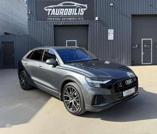 Grey Audi Q8 2018 in Rokiskis, with an engine capacity of 2.97 L and mileage of 218 thousand km for 36400 €, photo 1 on AUTOMOTO.COM.LV