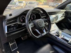 Grey Audi Q8 2018 in Rokiskis, with an engine capacity of 2.97 L and mileage of 218 thousand km for 36400 €, photo 18 on AUTOMOTO.COM.LV