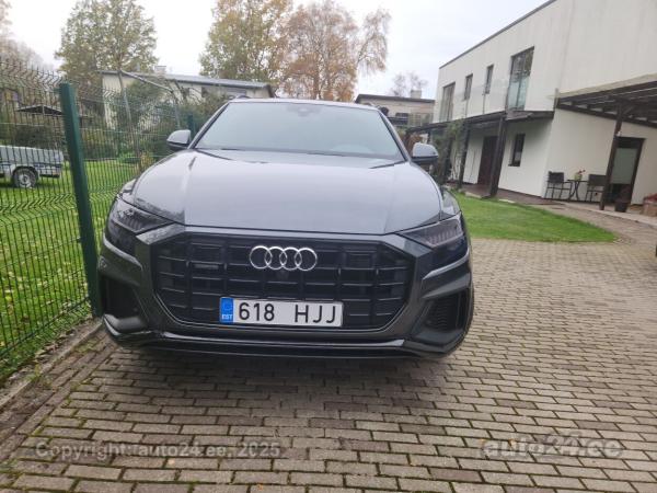 Grey Audi Q8 2019 in Tallinn, with an engine capacity of 3.00 L and mileage of 160 thousand km for 49500 €, photo 1 on AUTOMOTO.COM.LV