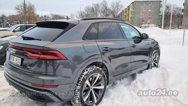 Grey Audi Q8 2019 in Tallinn, with an engine capacity of 3.00 L and mileage of 160 thousand km for 49500 €, photo 5 on AUTOMOTO.COM.LV