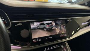 Grey Audi Q8 2019 in Vilnius, with an engine capacity of 3.00 L and mileage of 179 thousand km for 47777 €, photo 22 on AUTOMOTO.COM.LV