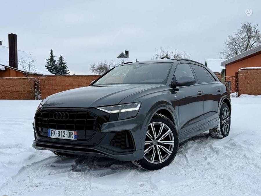 Pelēks Audi Q8 2019 Tauragė, ar dzinēja tilpumu 2.97 L un nobraukumu 130 tūkst. km par 39500 €, foto 1 vietnē AUTOMOTO.COM.LV