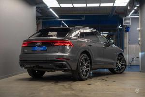 Pelēks Audi Q8 2019 Viļņa, ar dzinēja tilpumu 3.00 L un nobraukumu 91 tūkst. km par 42900 €, foto 5 vietnē AUTOMOTO.COM.LV