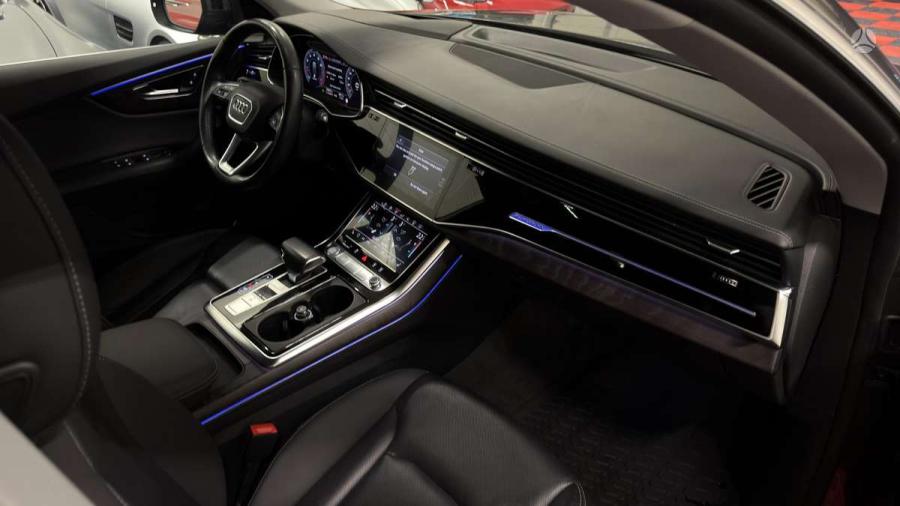 Pelēks Audi Q8 2019 Viļņa, ar dzinēja tilpumu 3.00 L un nobraukumu 131 tūkst. km par 47500 €, foto 16 vietnē AUTOMOTO.COM.LV