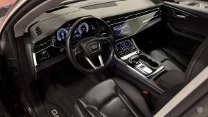 Grey Audi Q8 2019 in Vilnius, with an engine capacity of 3.00 L and mileage of 131 thousand km for 47500 €, photo 11 on AUTOMOTO.COM.LV