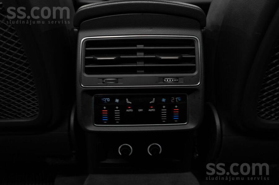 Серый Ауди Q8 2019 в Рига, объемом двигателя 3.00 л и пробегом 121 тыс. км за 46500 €, фото 15 на AUTOMOTO.COM.LV