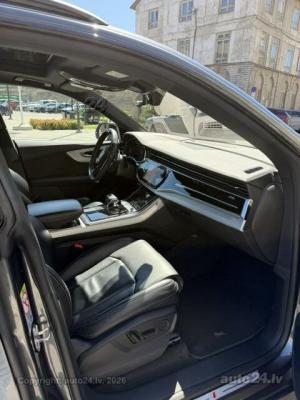 Grey Audi Q8 2019 in Tallinn, with an engine capacity of 3.00 L and mileage of 135 thousand km for 45900 €, photo 12 on AUTOMOTO.COM.LV